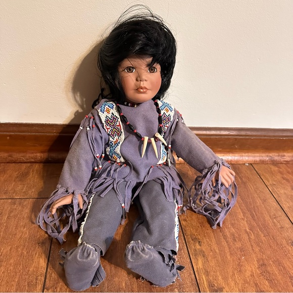 Other | Vintage Hamilton Collection Native American Tashee Blackfoot ...